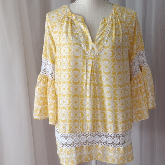 crown & ivy | Tops | Crown Ivy Pheasant Top Size S | Poshmark